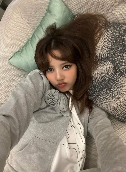 Black High-Waisted Slim Fit Shorts | Lisa - BlackPink - Fashion Chingu