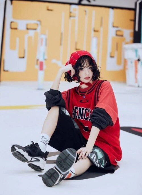 BabyMonster fashion & clothes - Similar outfits to BabyMonster