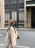 Beige Warm Furry Zip-Up Jacket | Wonhee - ILLIT - Fashion Chingu