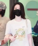 White Puffer Fish Ocean Print T-Shirt | Shuhua - (G)I-DLE - Fashion Chingu