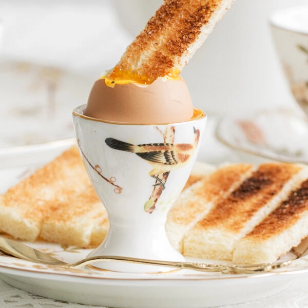 Ceramic Chinoiserie Painted Egg Cups | The Other Aesthetic