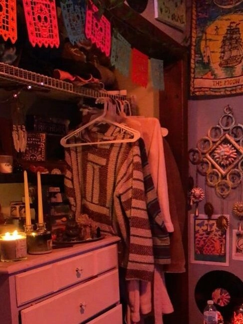 A Guide to Stranger Things Room Decor (+ Inspo) | The Other Aesthetic