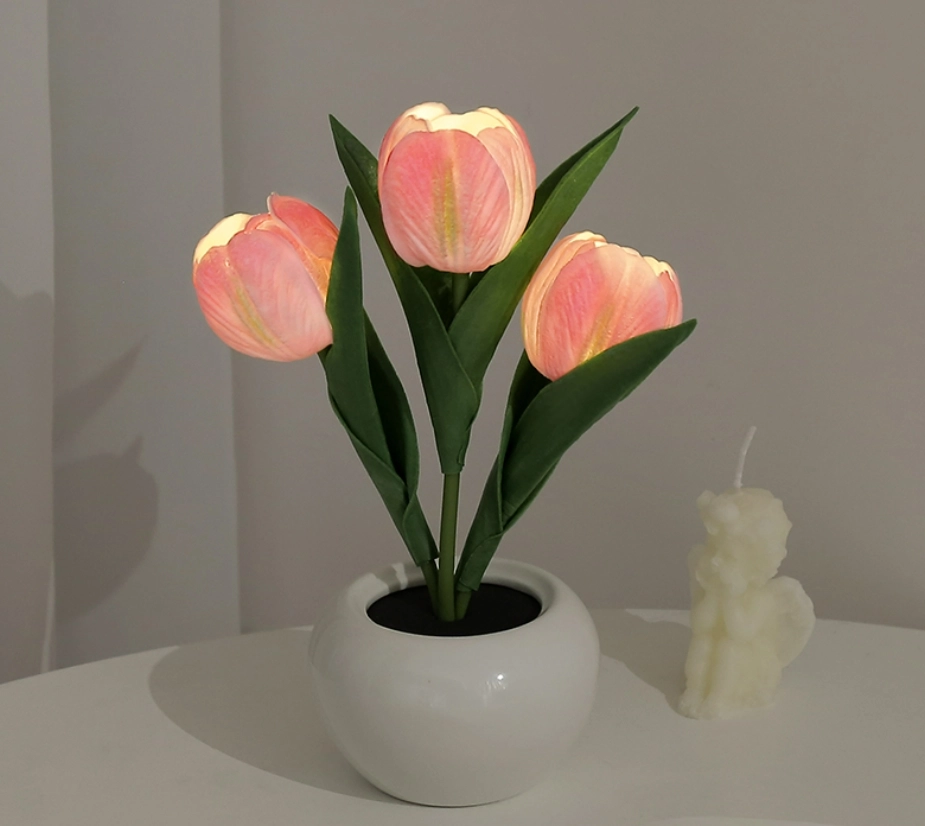 Lighted Tulip Flower | The Other Aesthetic